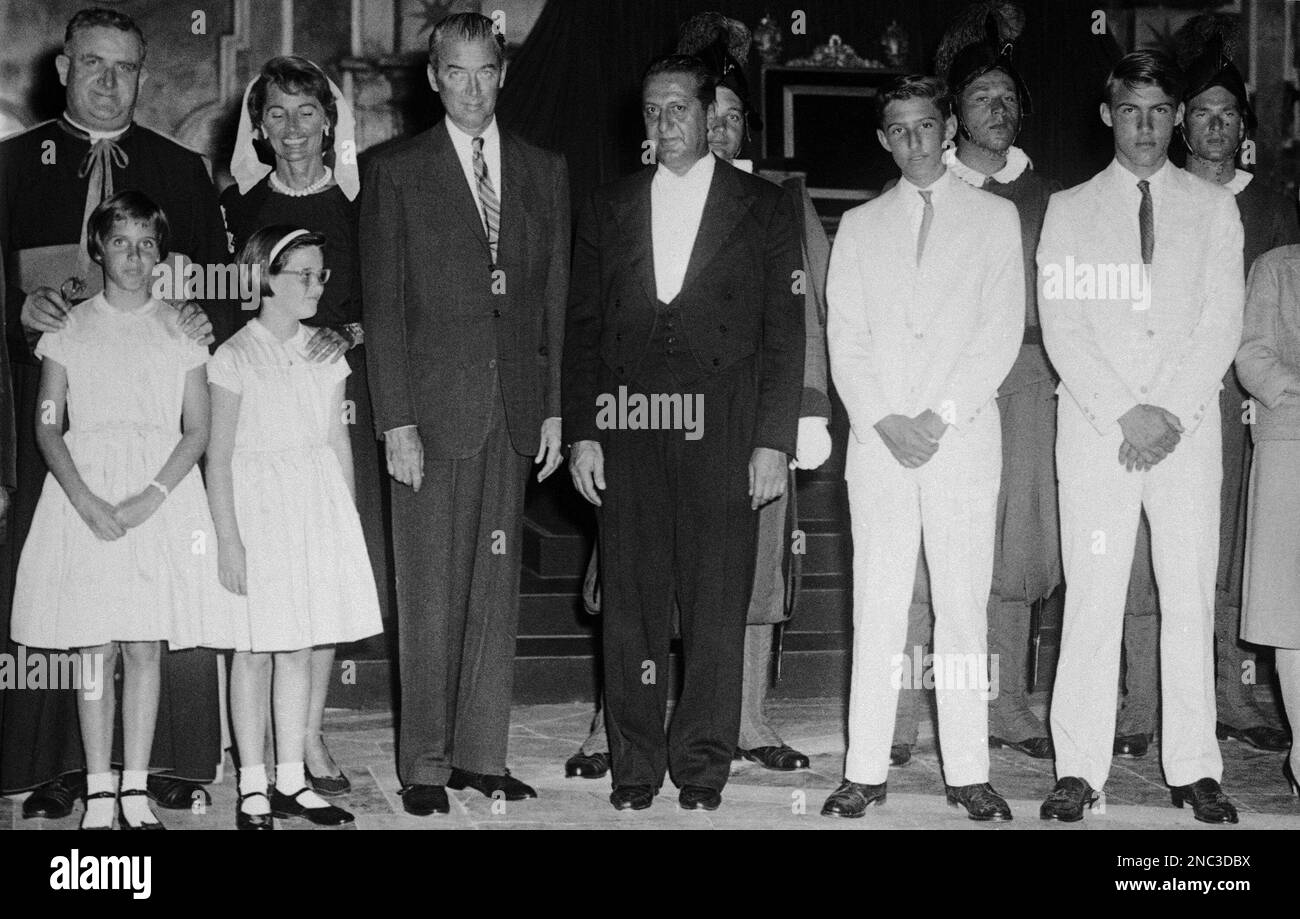 Hollywood star and U.S. air force general James Stewart (center left ...