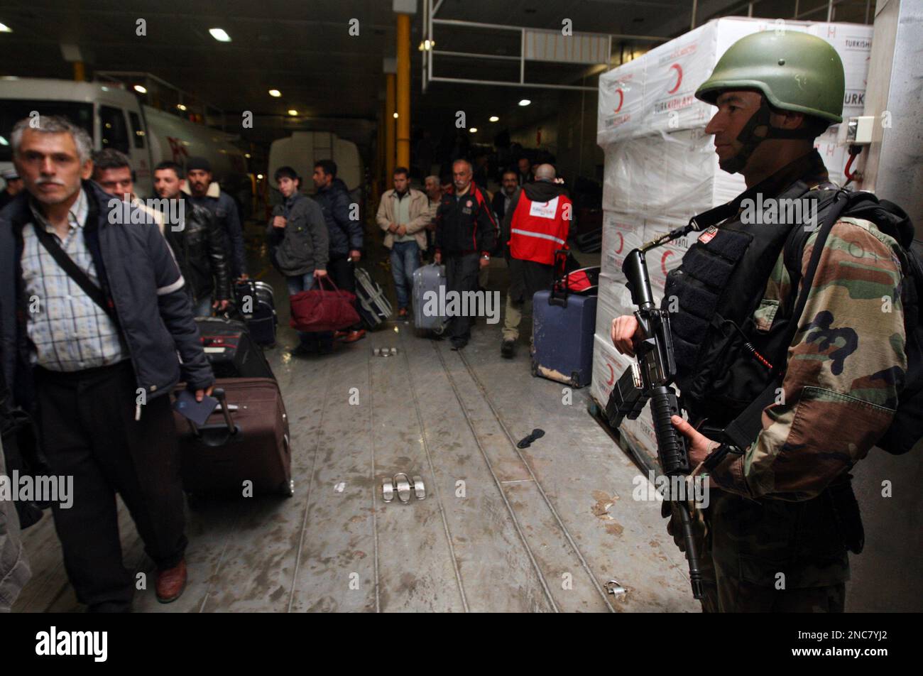 A member of Turkish army's Special Commando unit who protected Turkish ...