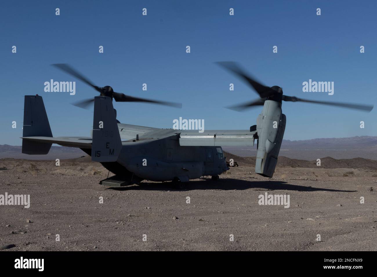 Un Osprey MV-22B, assegnato a Marine Medium Tiltrotor Squadron (VMM ...