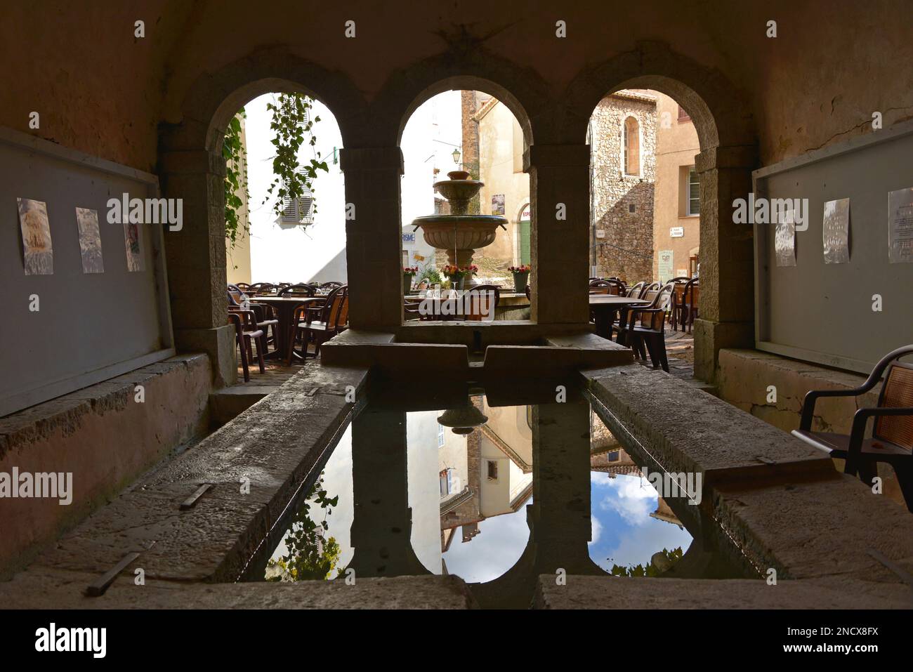 Lavatoio e fontana immagini e fotografie stock ad alta risoluzione - Alamy