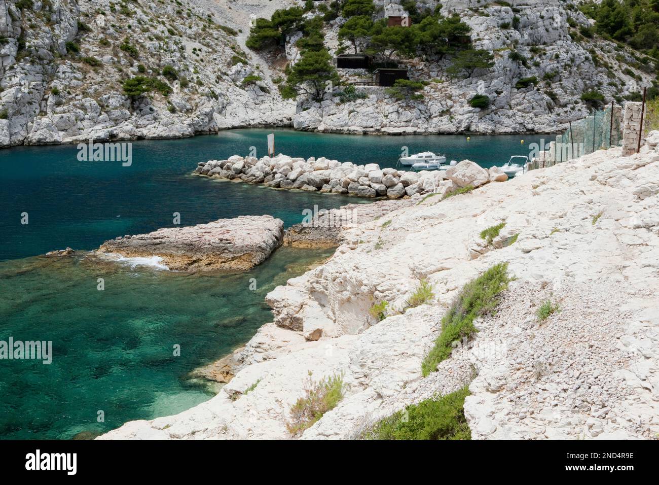 Les calanques de marseille immagini e fotografie stock ad alta ...