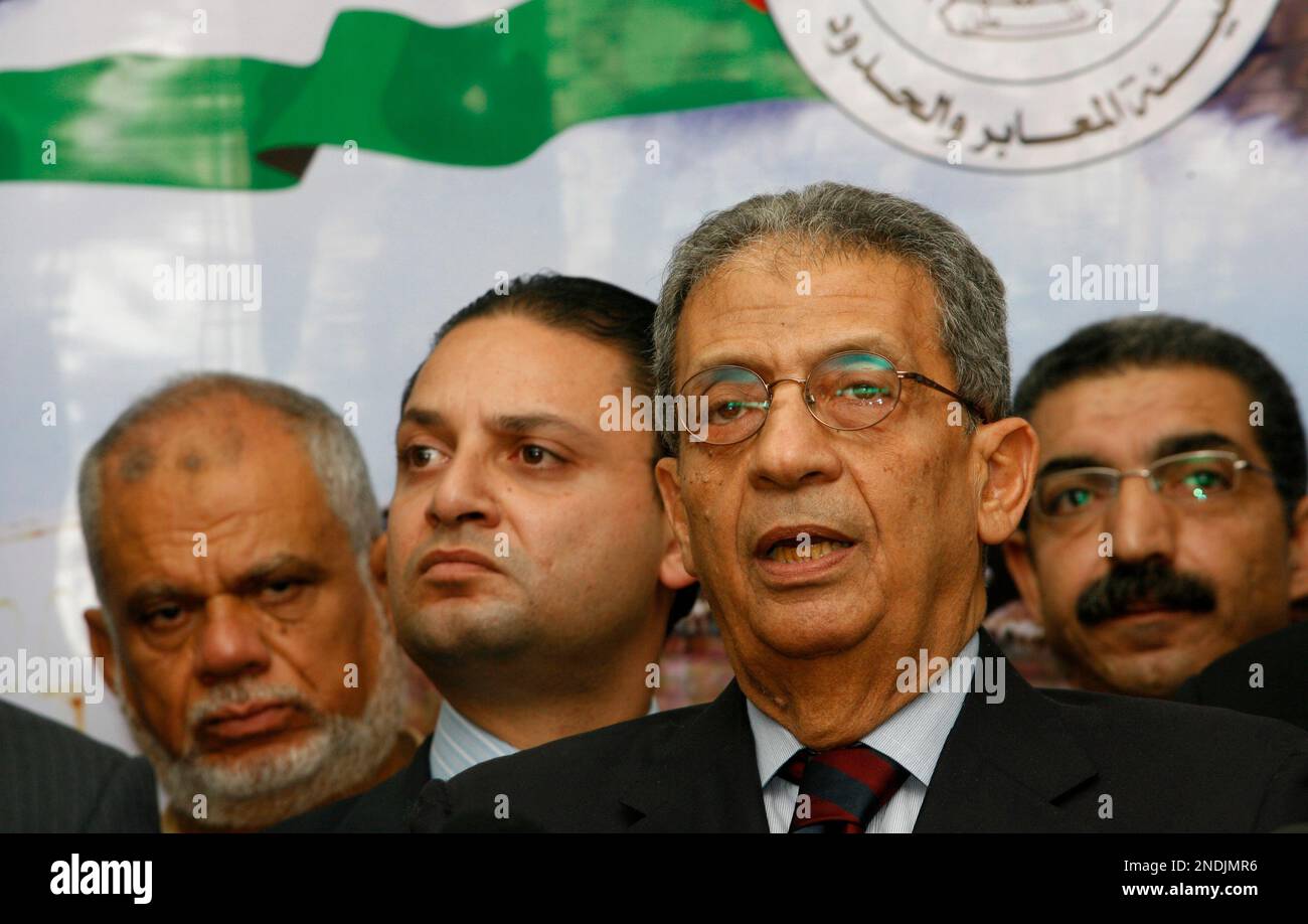 Arab League Secretary General Amr Moussa, second right, talks to the ...