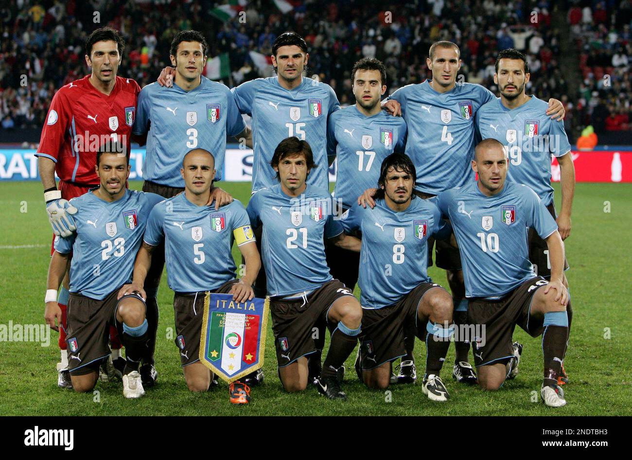 ** TO GO WITH FUT MUNDIAL ITALIA PANORAMA ** FILE - In this June 18 ...