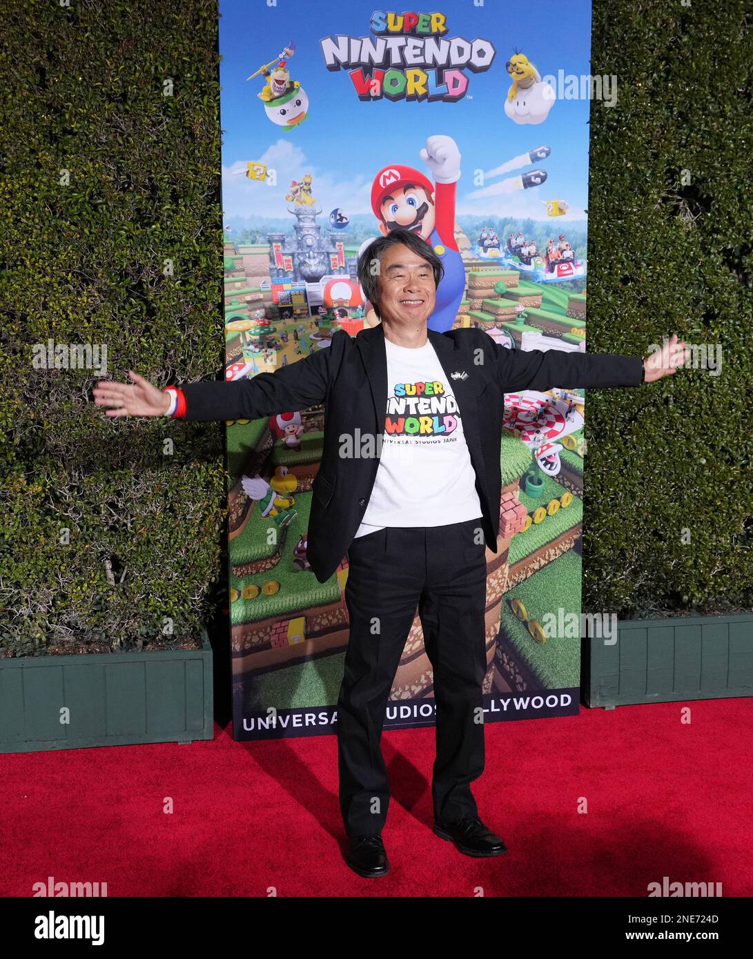 Nintendo Creative Fellow, Shigeru Miyamoto al Super NINTENDO WORLD ...