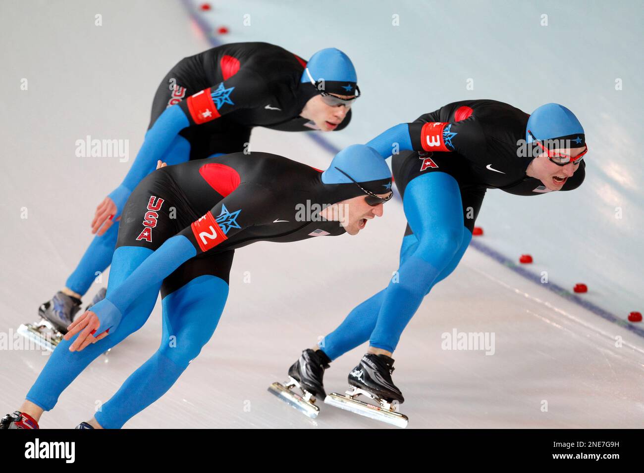 Team USA's Jonathan Kuck, right, Chad Hedrick, center, and Brian Hansen ...
