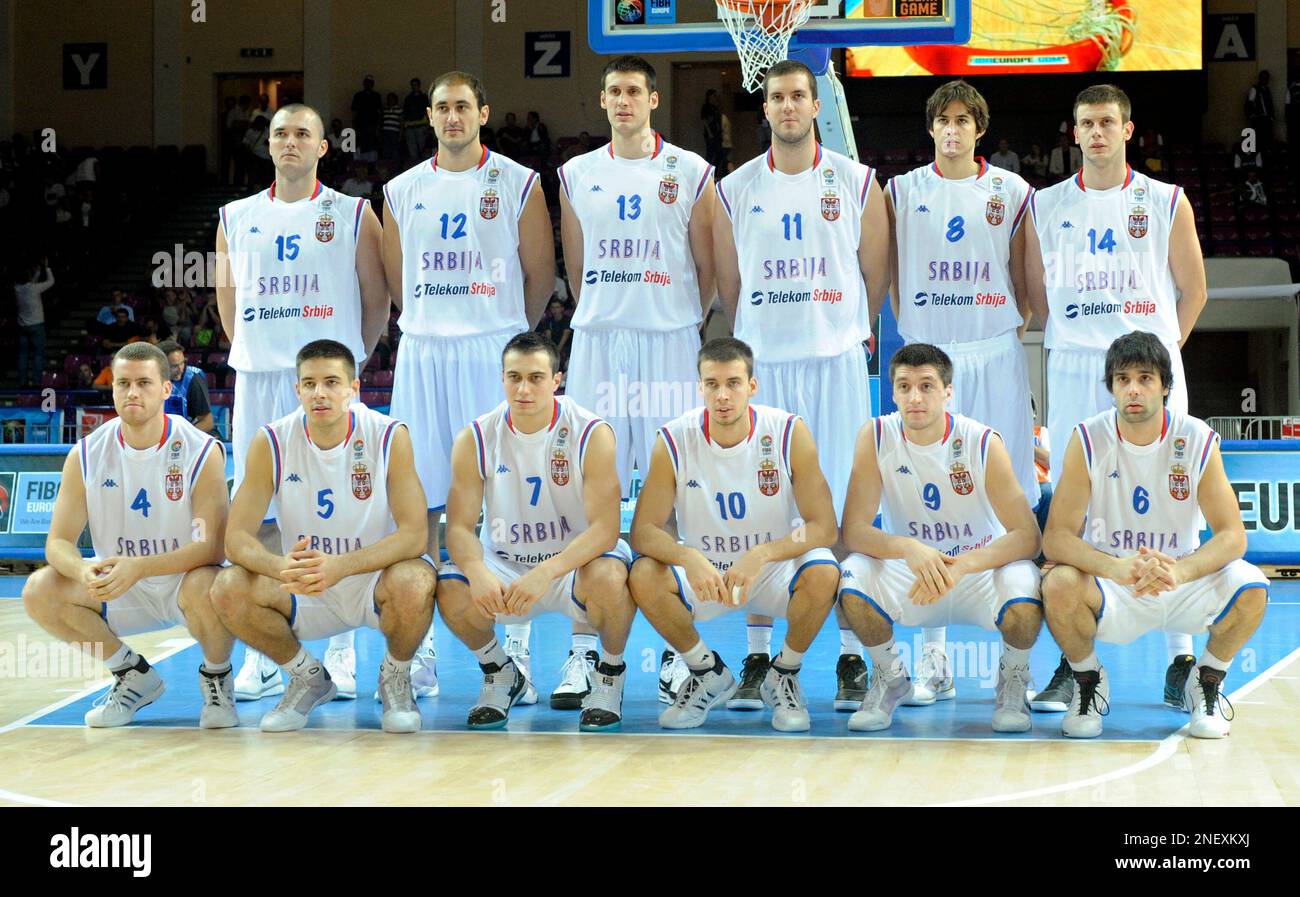 Serbia's national basketball pose prior to their EuroBasket 2009 ...
