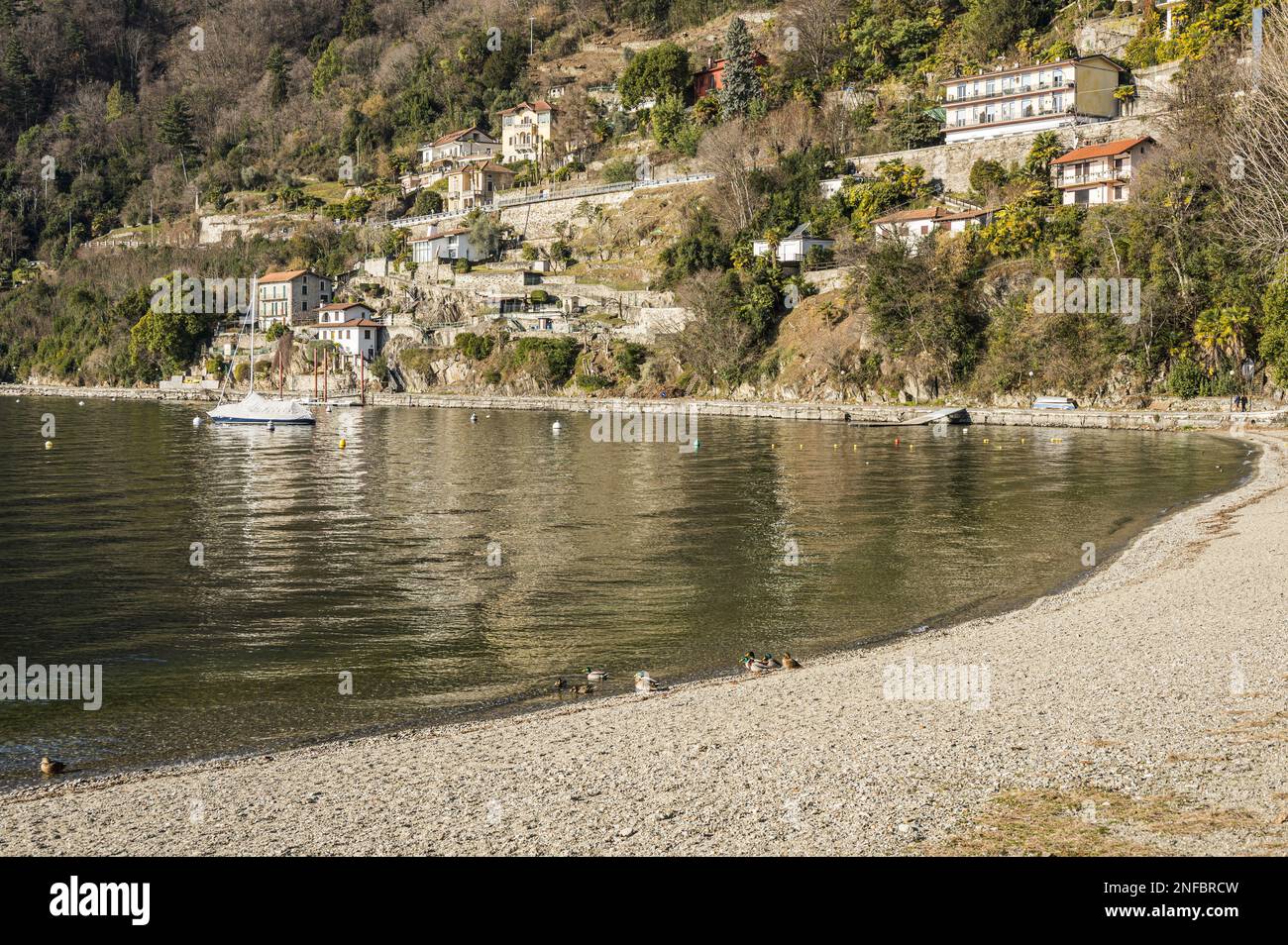 Spiaggia di cannero riviera immagini e fotografie stock ad alta ...
