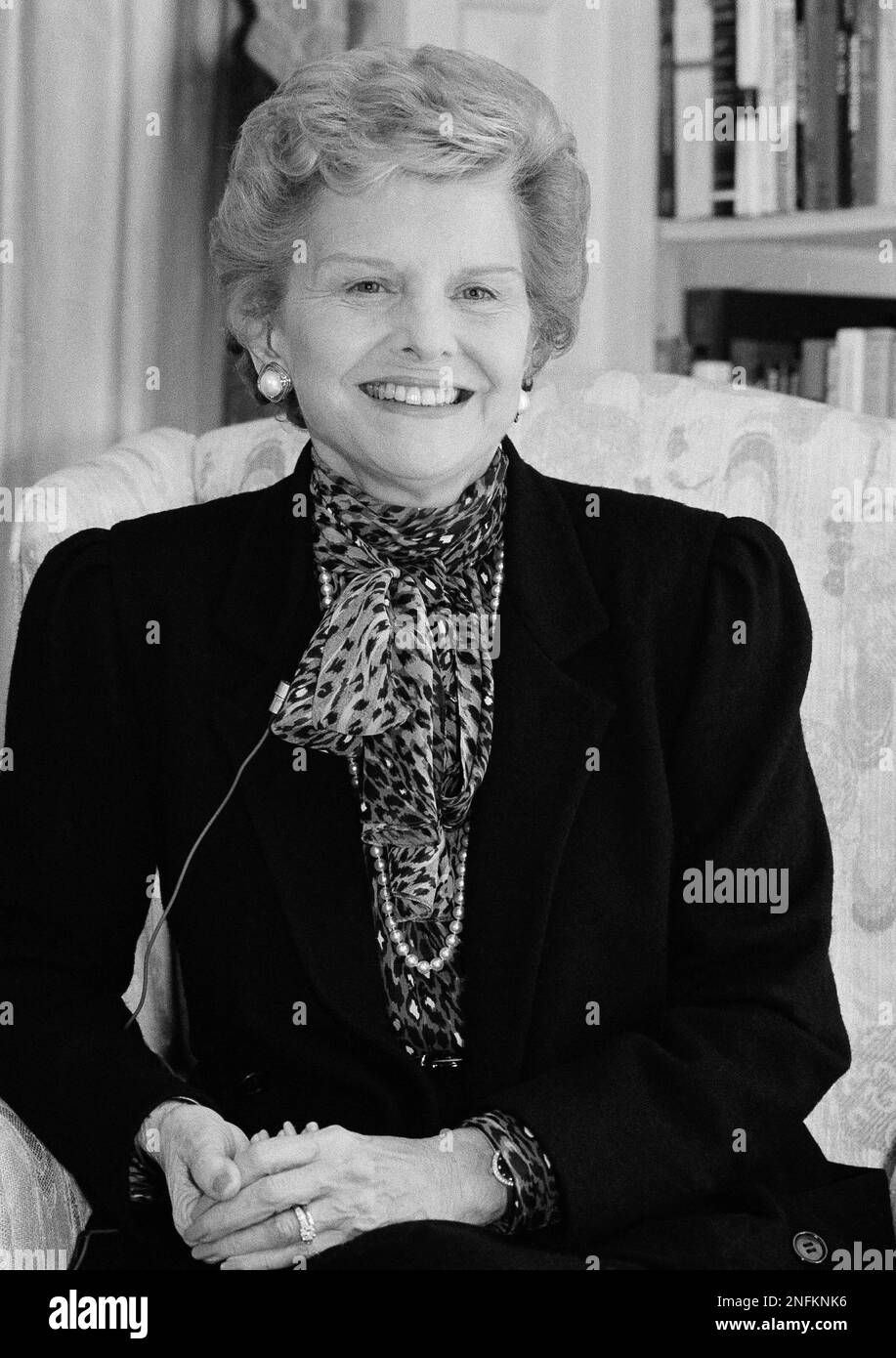 Former first lady Betty Ford faces reporters at the American University ...