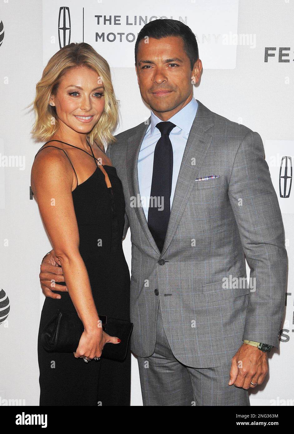 FEBRUARY 16th 2023: Mark Consuelos to join his wife Kelly Ripa as co ...