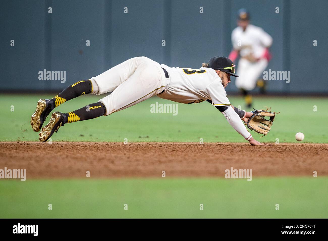 17 febbraio 2023: Jose Vargas (13) si tuffa per una palla durante la ...