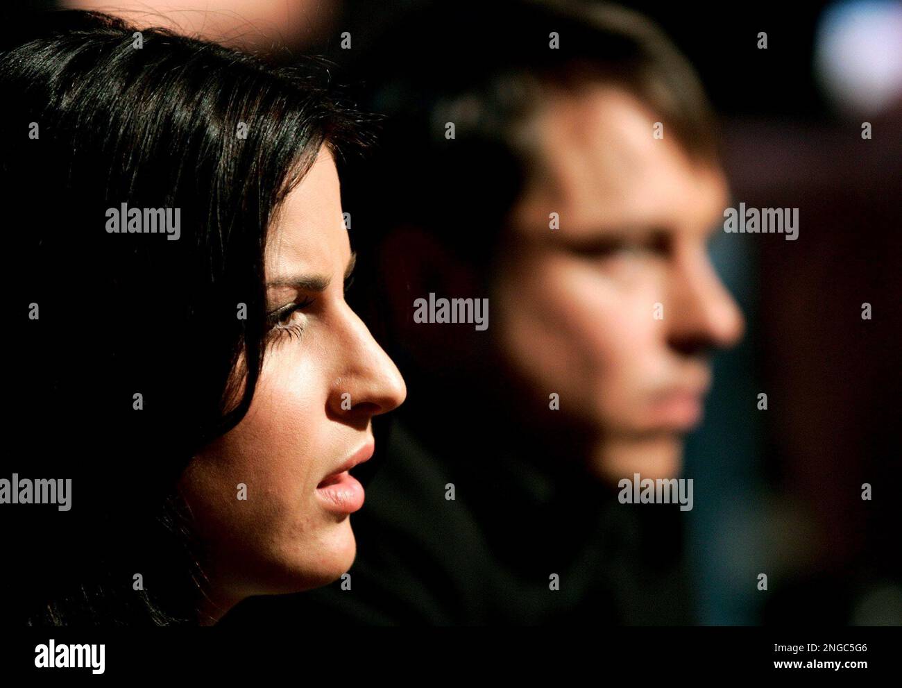 Die deutsche Saengerin und Grand Prix Teilnehmerin Gracia, links, und ...