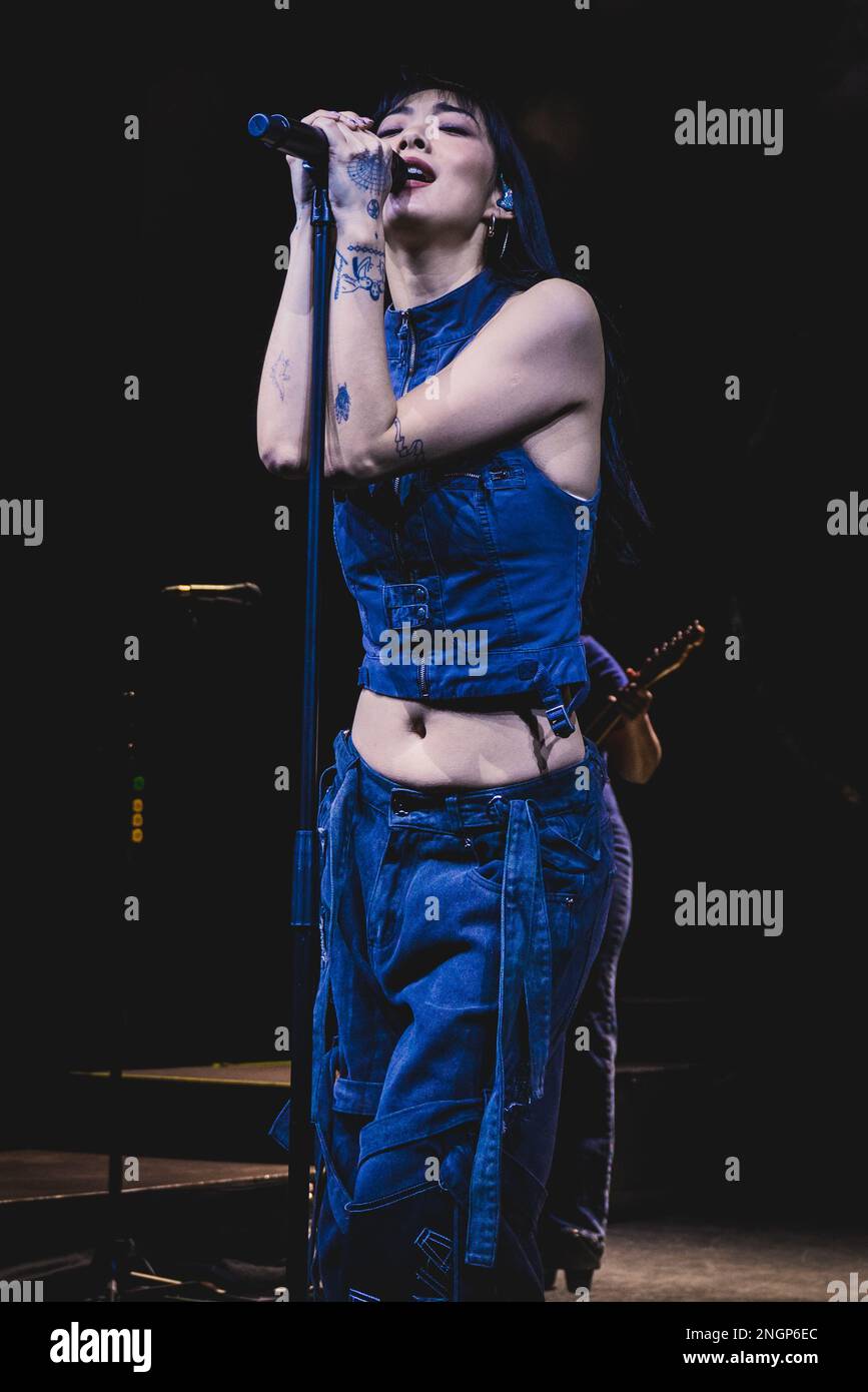 Danza rina sawayama immagini e fotografie stock ad alta risoluzione - Alamy