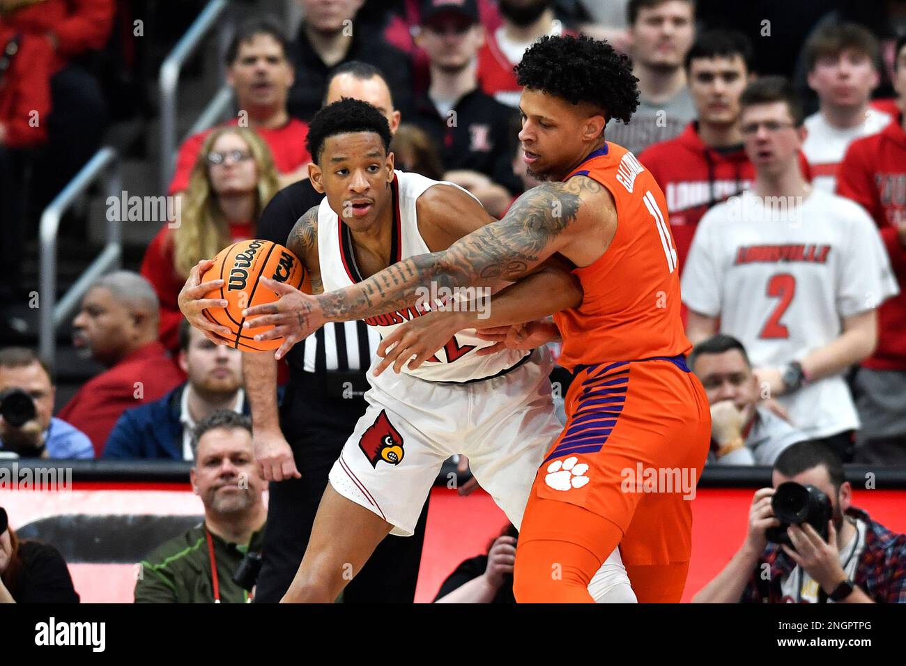 Clemson guard Brevin Galloway (11) tries to strip the ball away from ...