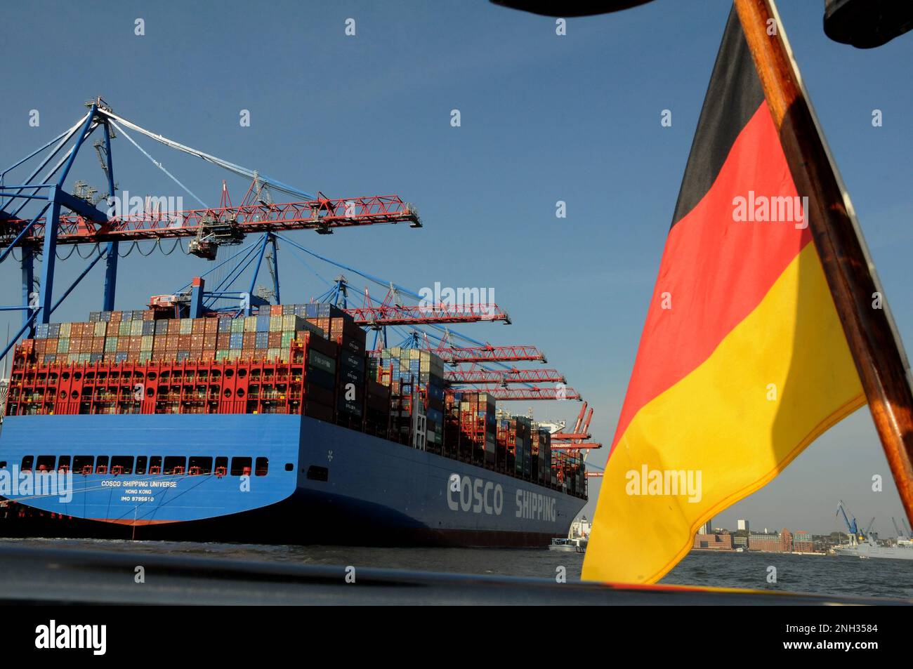 Cosco spedizione unverse immagini e fotografie stock ad alta ...