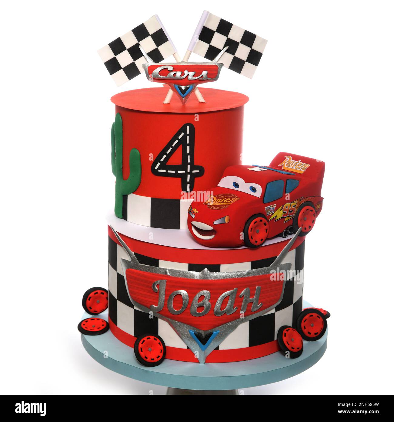 Festa di compleanno DELLE AUTO torta. Dettaglio di dolci moderni di ...