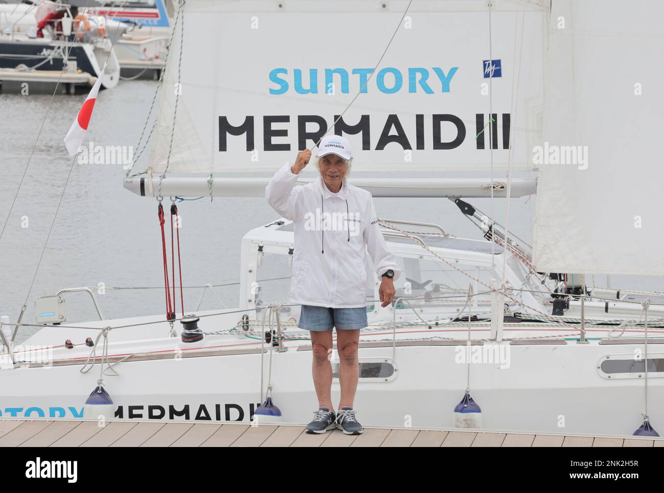 Yachtsman Kenichi Horie reacts after arriving at Shin-Nishinomiya Yacht ...