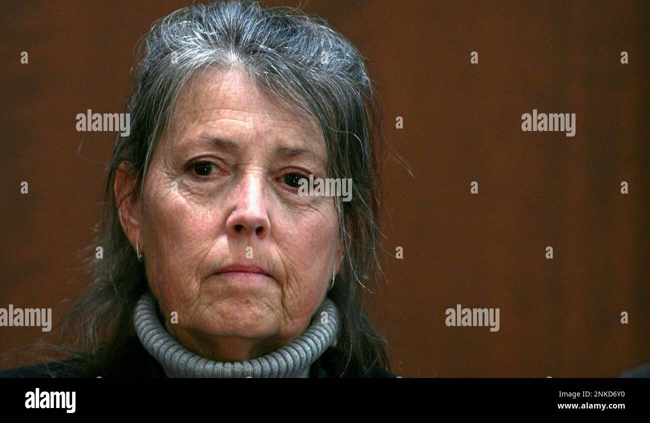 Christie Dembrowski, the older sister of Johnny Depp, testifies at the ...