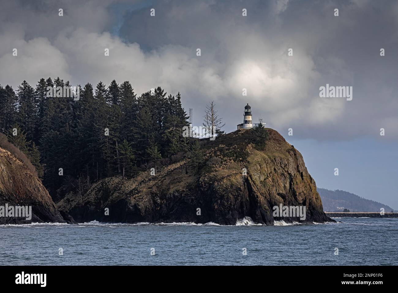 Stazione di guardia all'ingresso del fiume columbia immagini e ...