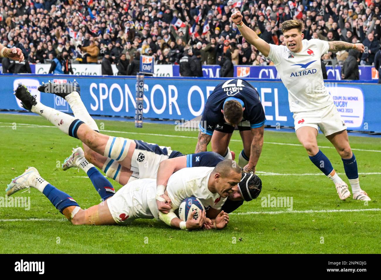 PARIGI - Gael Fickou di Francia ha fatto una prova durante la partita ...