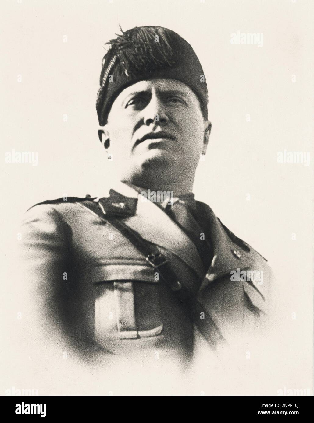 1937 c., ITALIA: Il fascista Duce dittatore italiano BENITO MUSSOLINI ...