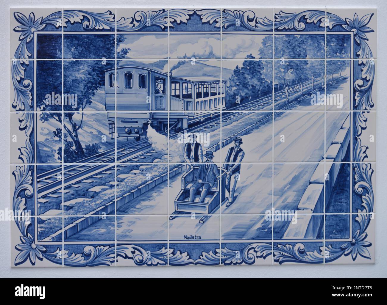 Cesto smaltato immagini e fotografie stock ad alta risoluzione - Alamy