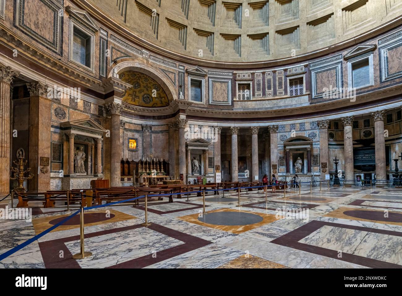 Pantheon roma interno immagini e fotografie stock ad alta risoluzione ...