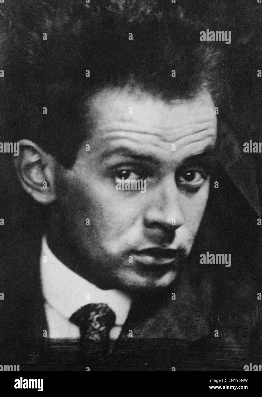 1914 : il pittore espressionista austriaco EGON SCHIELE ( Tulln 1890 ...