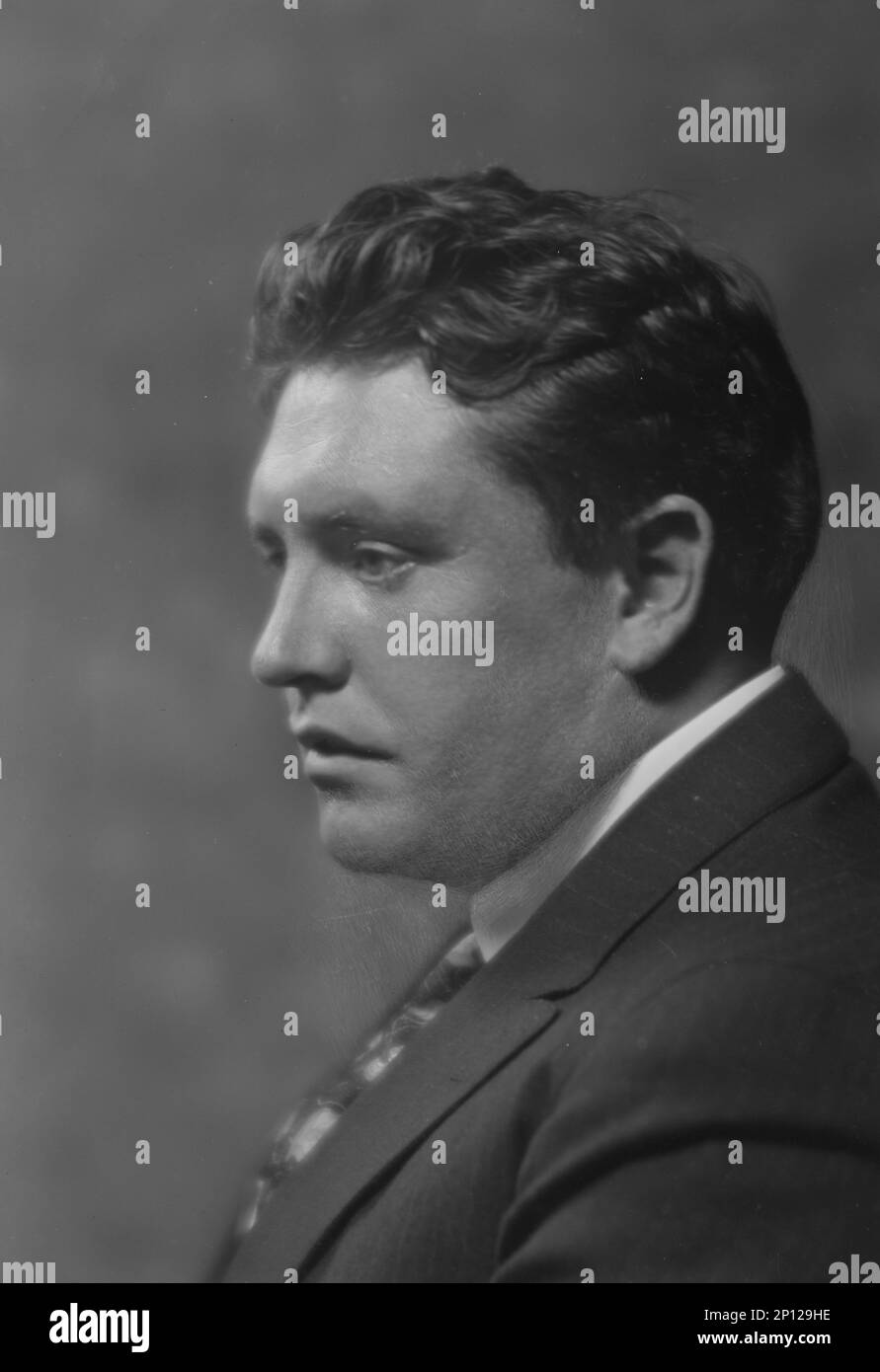 Il cantante tenore irlandese americano john mccormack immagini e ...