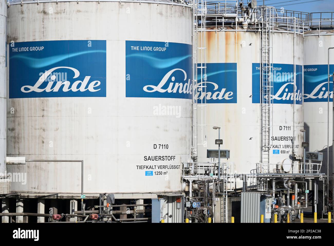 Linde group tanks immagini e fotografie stock ad alta risoluzione - Alamy