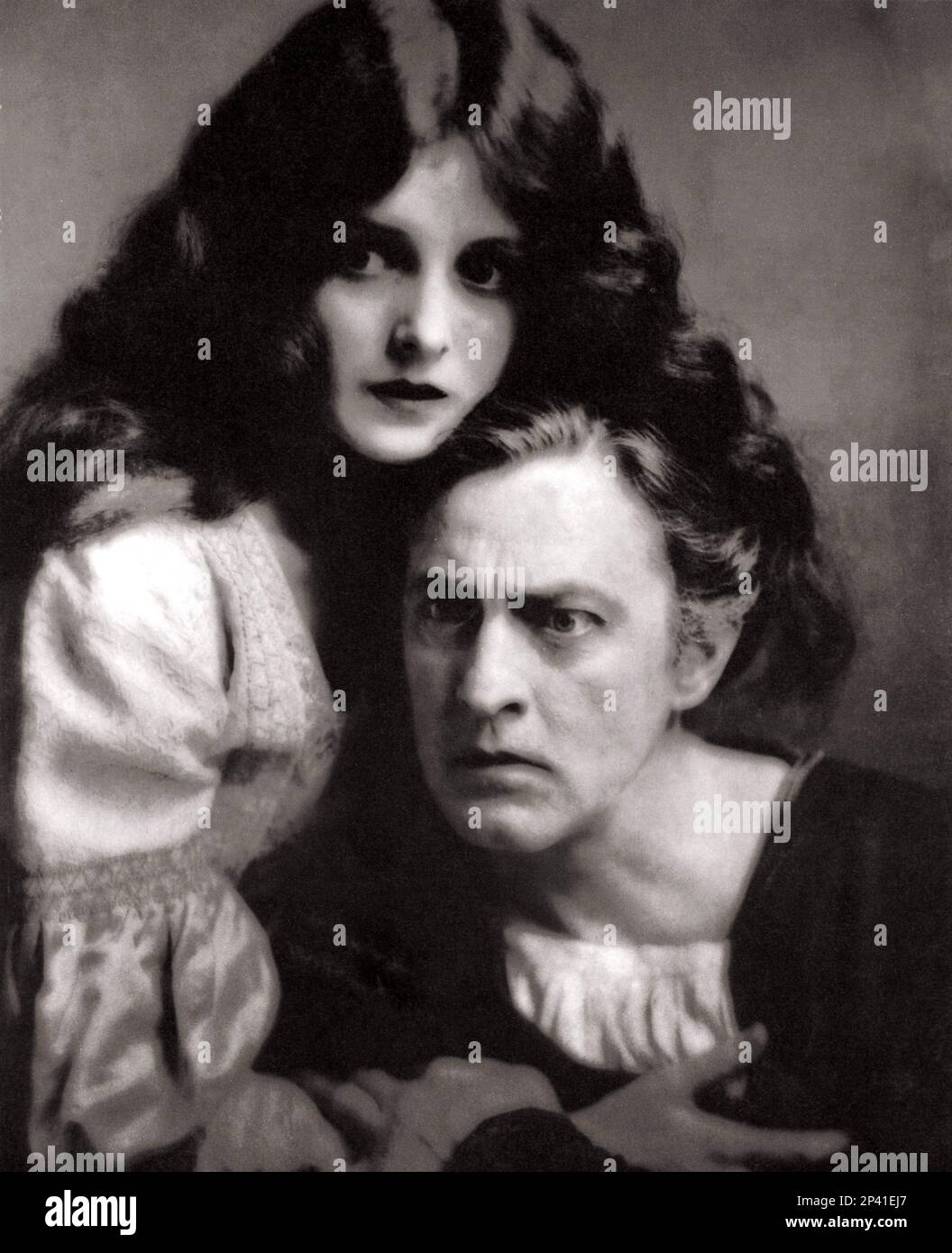 1926 , USA : l'attrice muta MARY ASTOR ( 1906 - 1987 ) con JOHN ...