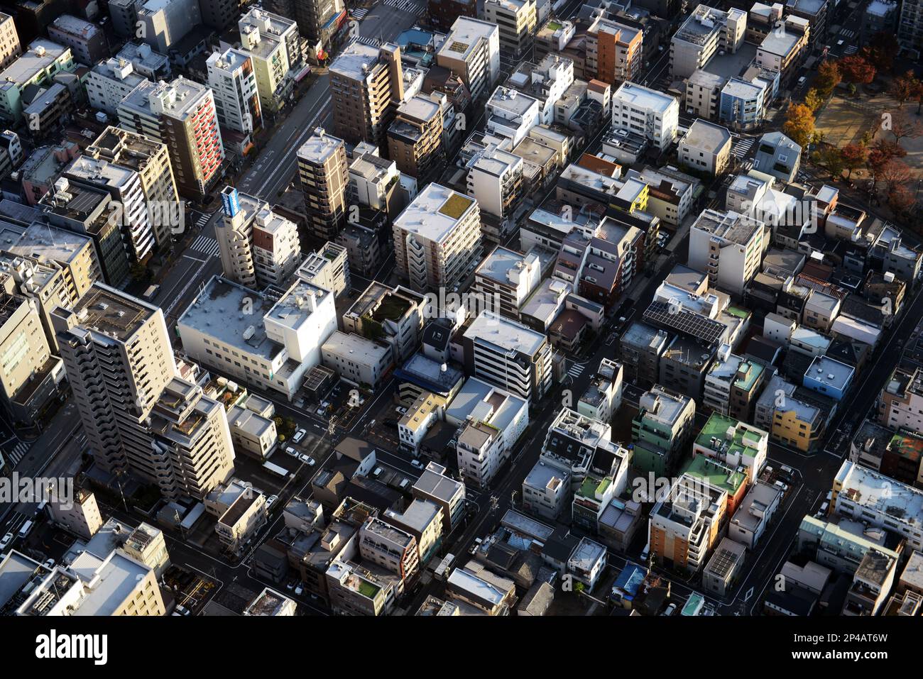 Quartieri di tokyo immagini e fotografie stock ad alta risoluzione - Alamy