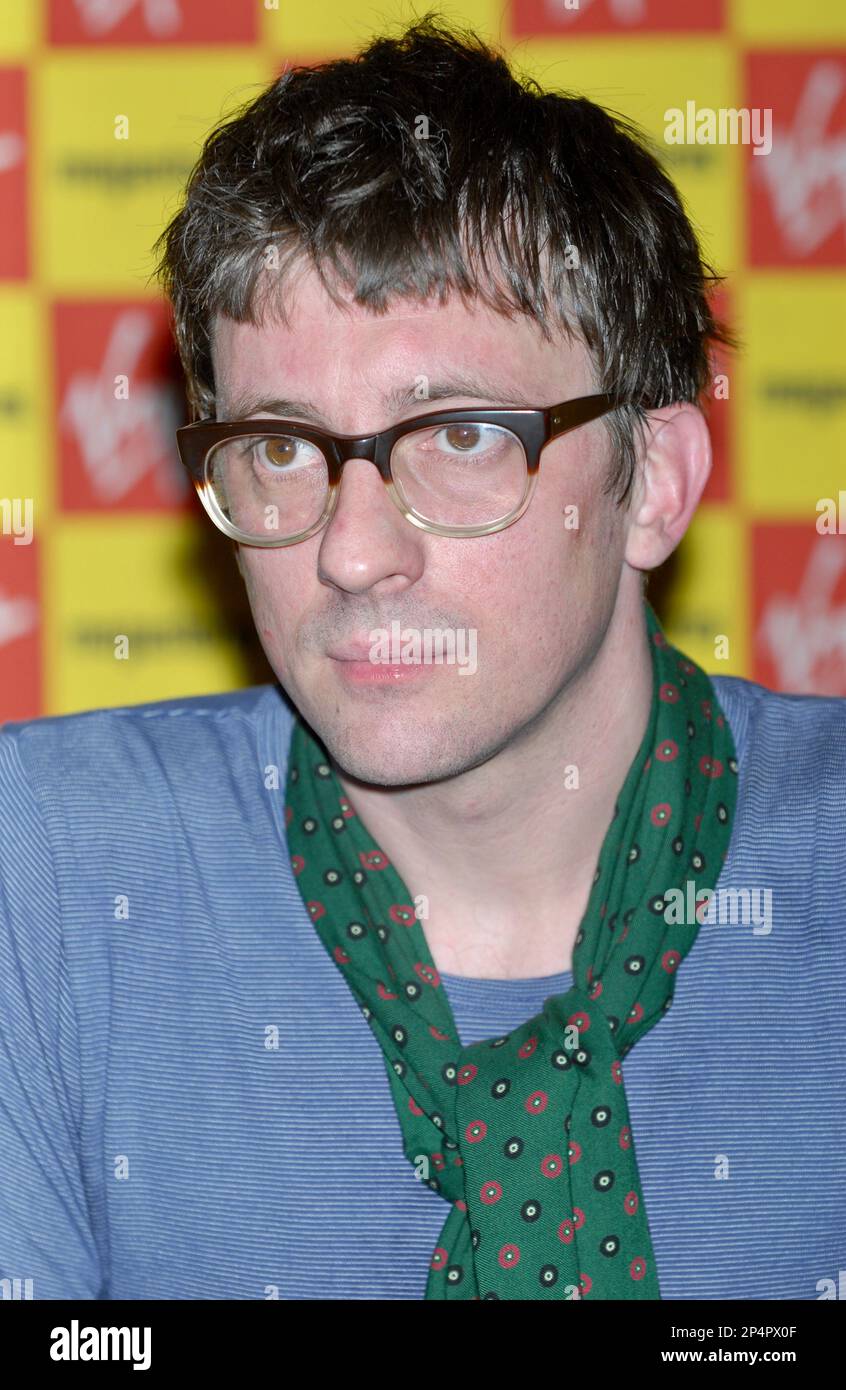 Virgin records immagini e fotografie stock ad alta risoluzione - Alamy
