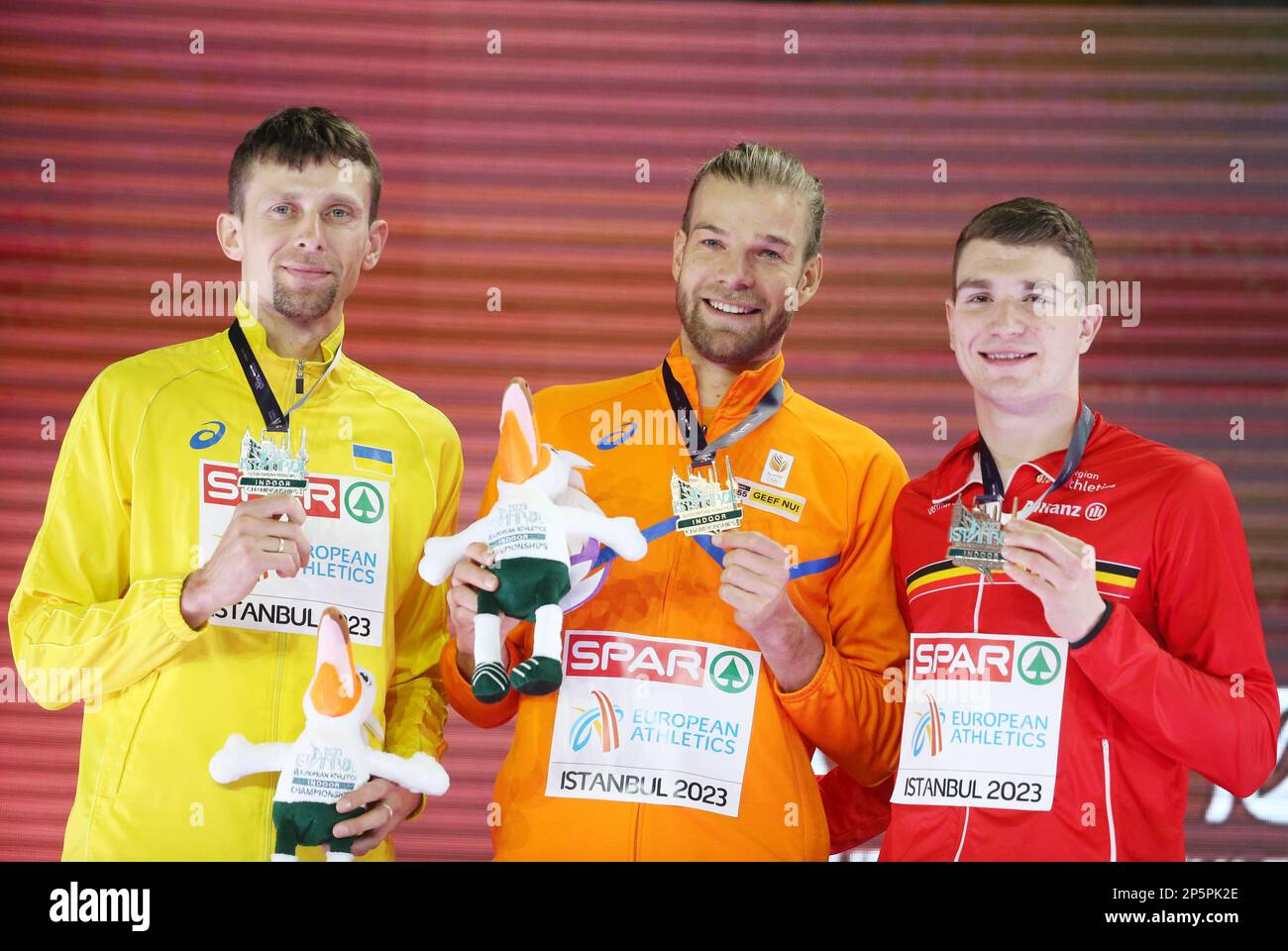 Istanbul, Turchia - 05/03/2023, Andriy Protsenko di Ucraina medaglia d'argento, Douwe Amels di ...