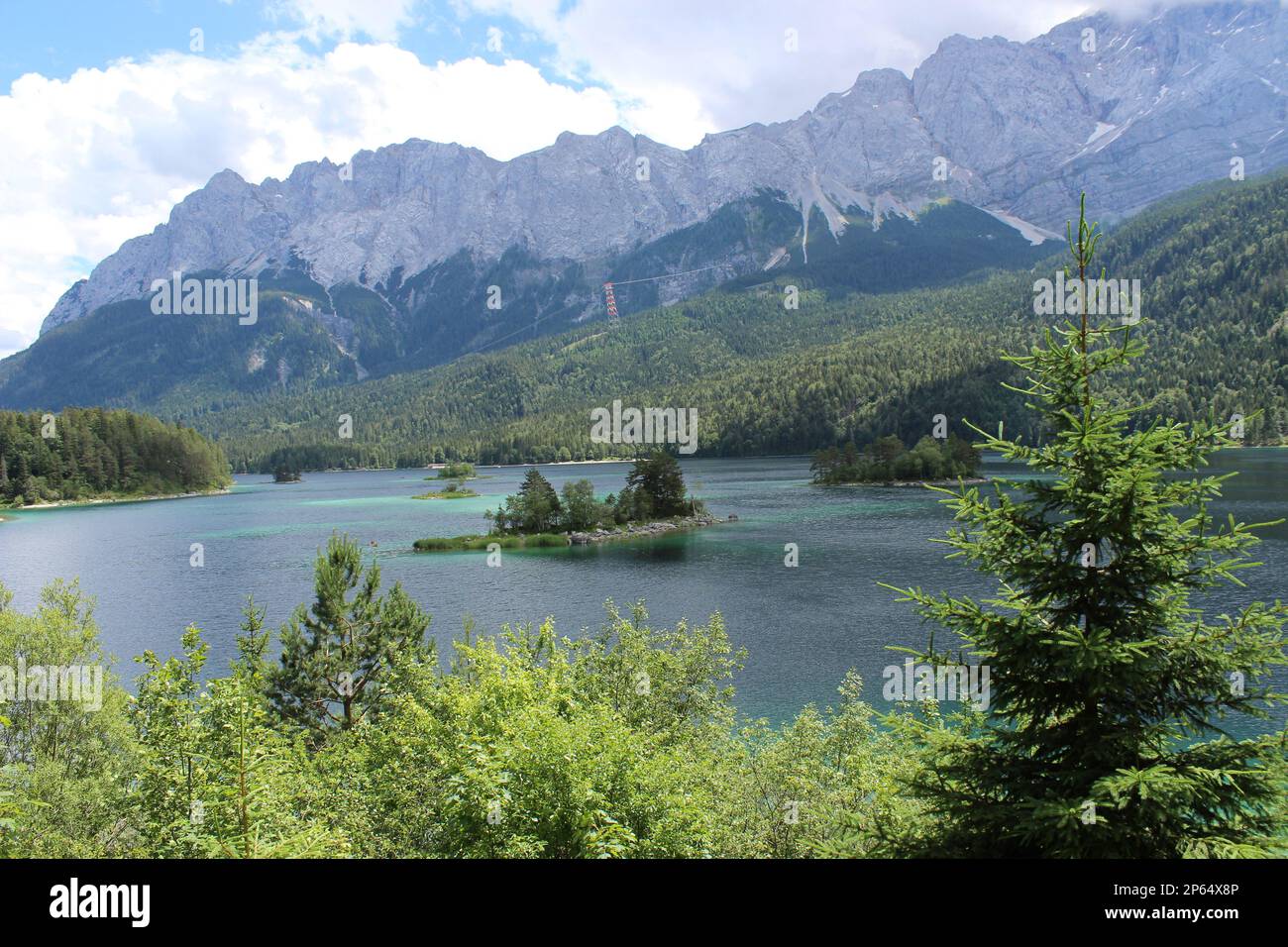 Lago eibsee e isola immagini e fotografie stock ad alta risoluzione - Alamy