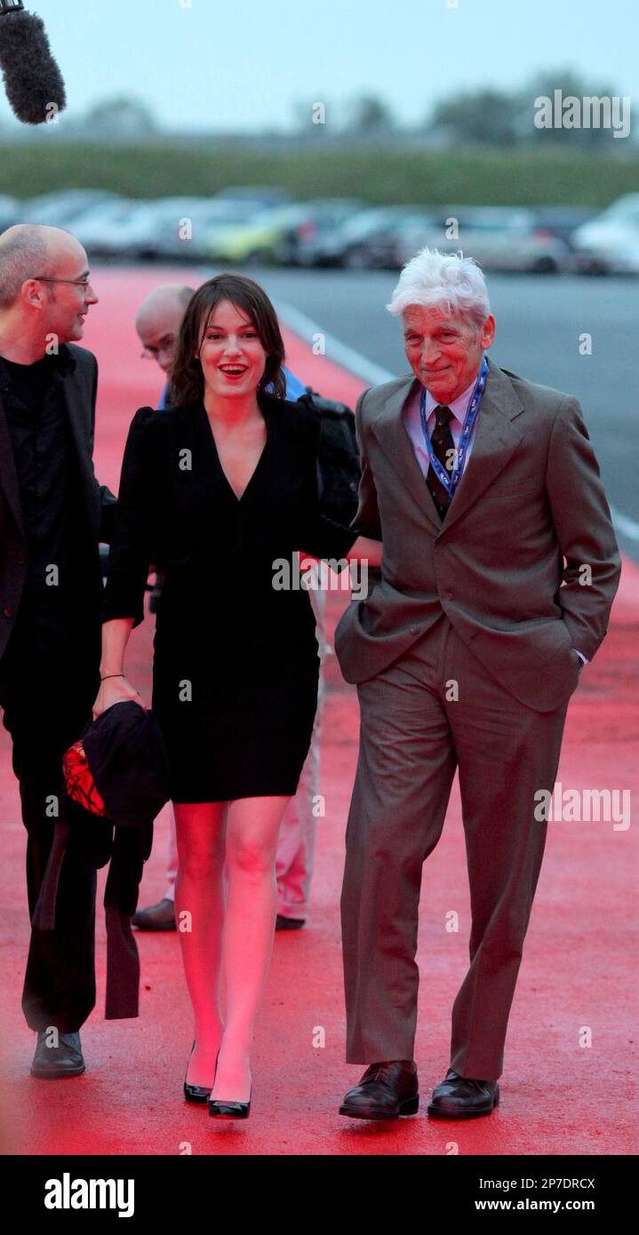 Der Leiter des Filmfestes Oldenburg, Torsten Neumann (l.), die ...