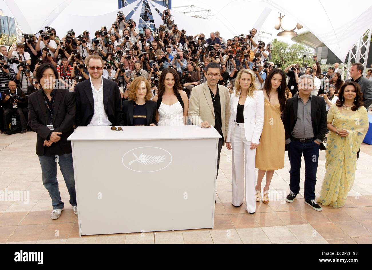 Members of the jury, from left, South Korean director Lee Chang-Dong ...