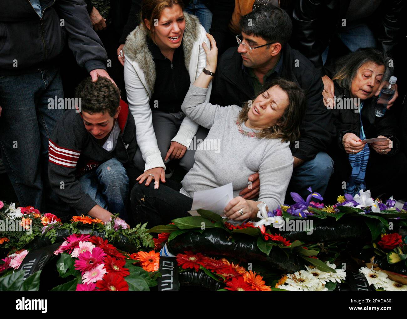 Miri Dan-Gur the mother of Israeli soldier Staff Sergeant Eran Dan-Gur ...