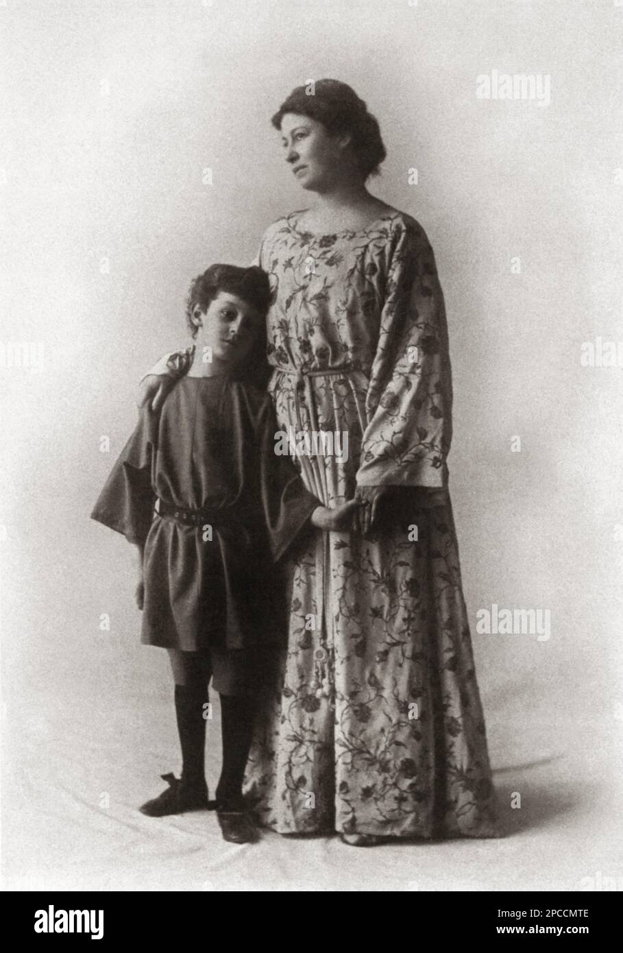 1904 , CHICAGO , USA : la ballerina americana canadese MARY DESTI ...