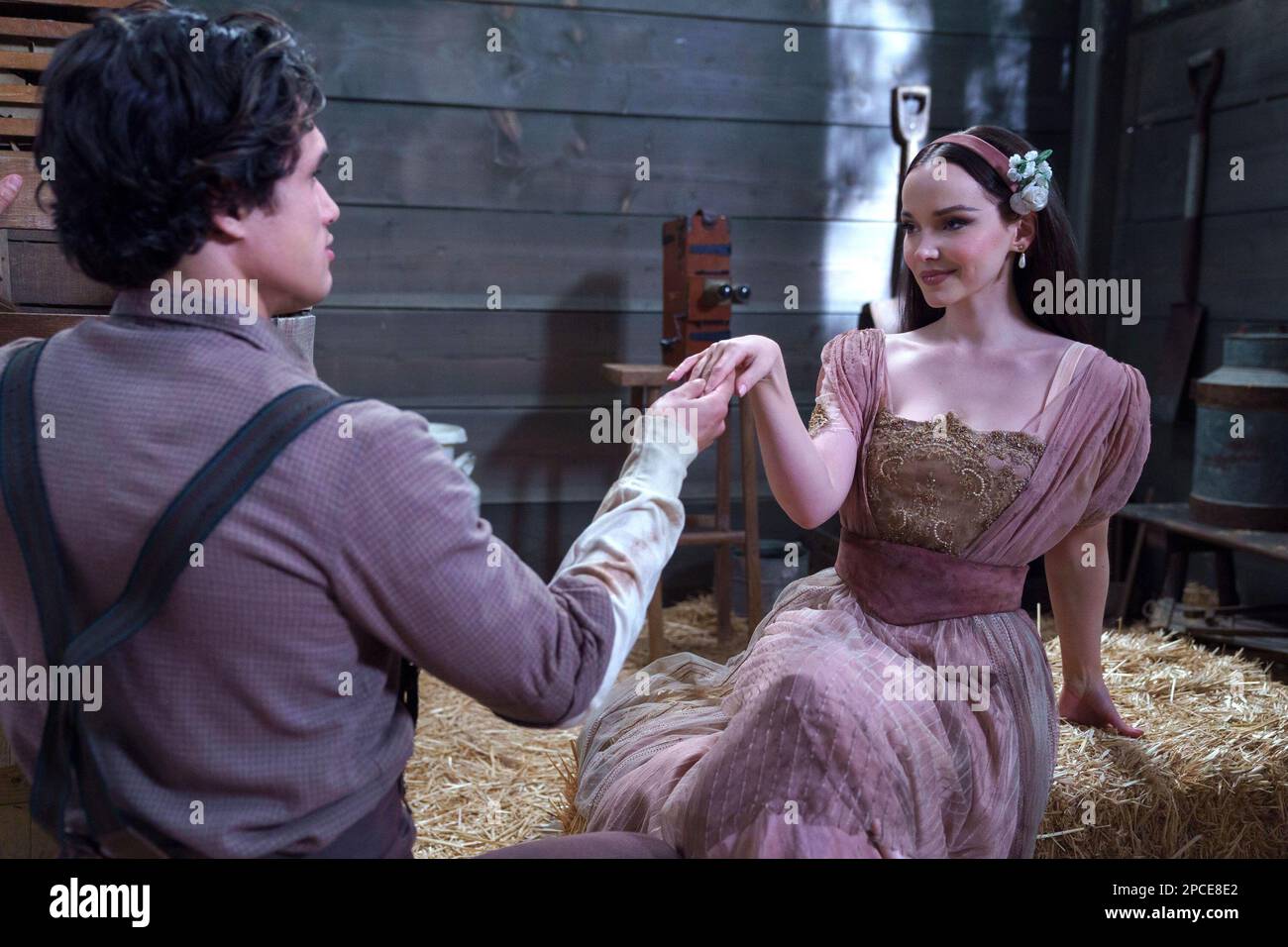 STORIA DEL MONDO: PARTE II, (alias STORIA DEL MONDO: PARTE 2), da sinistra: Charles Melton, dove ...