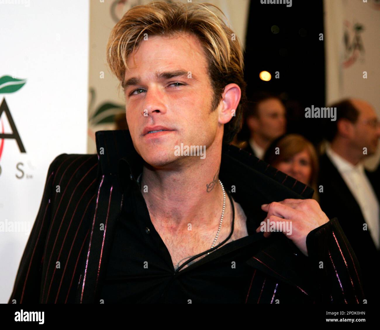 Actor Waylon Payne arrives for the the 39th Annual Country Music ...
