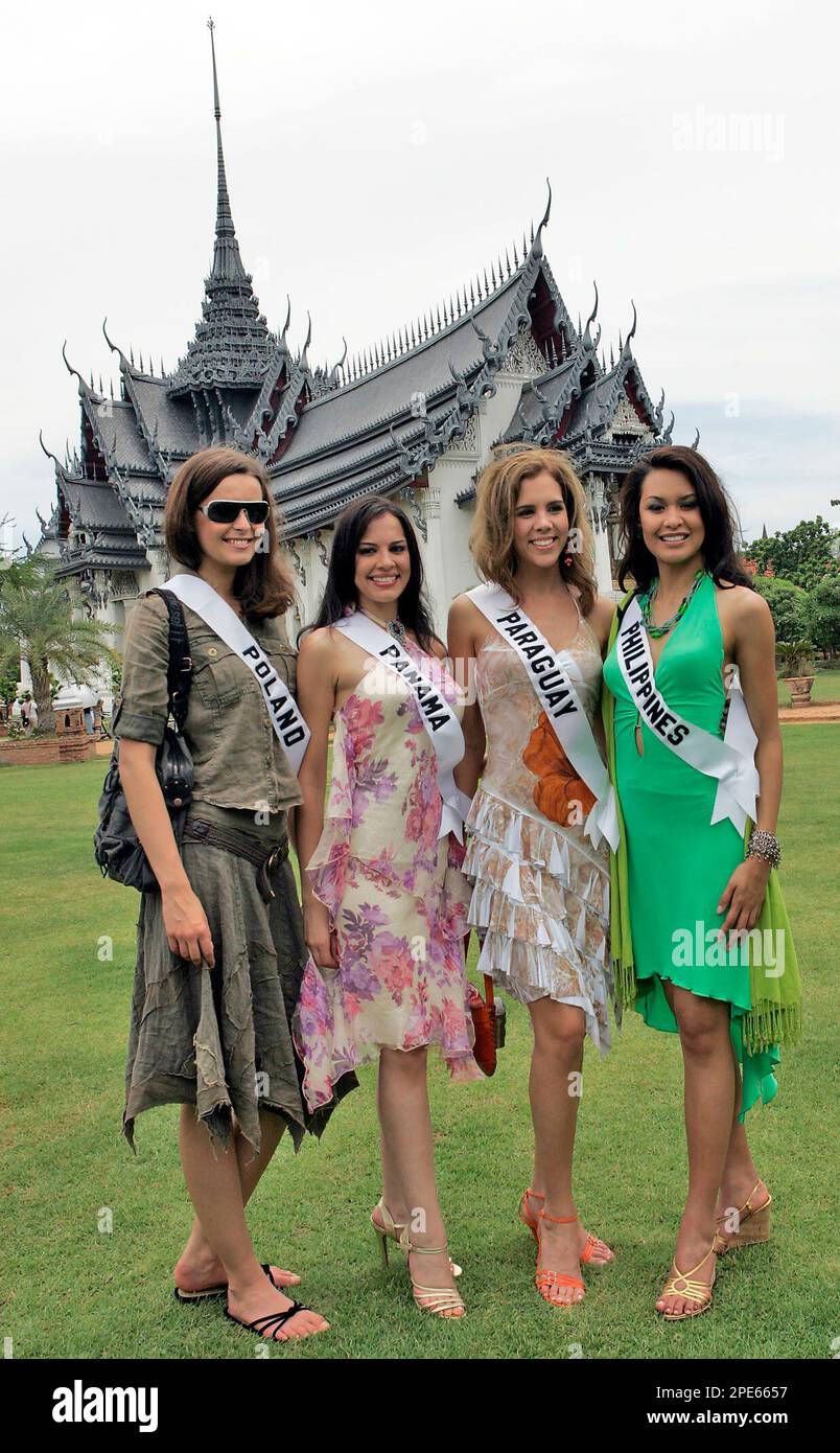 From left to right, Marta Kossakowska, Miss Poland, Rosa Maria ...