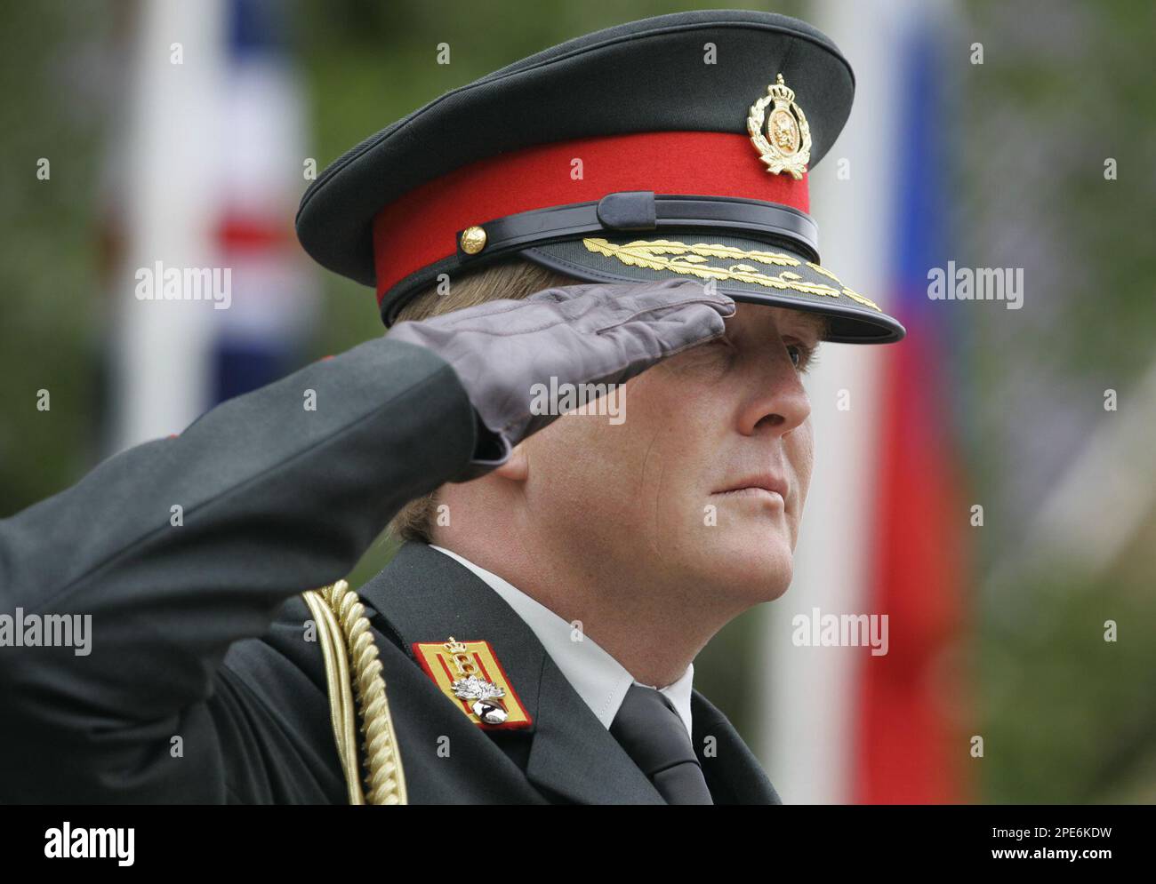 Dutch Crown Prince Willem Alexander, salutes veterans in the eastern ...