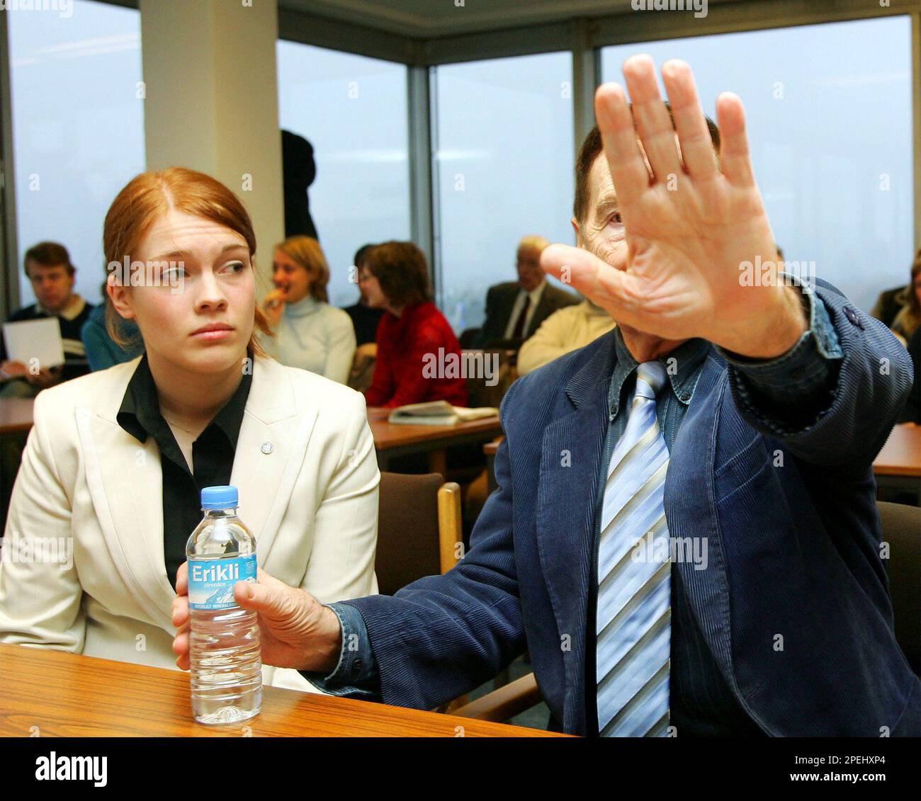 Der Saeger und Schauspieler Freddy Quinn, rechts, mit ...