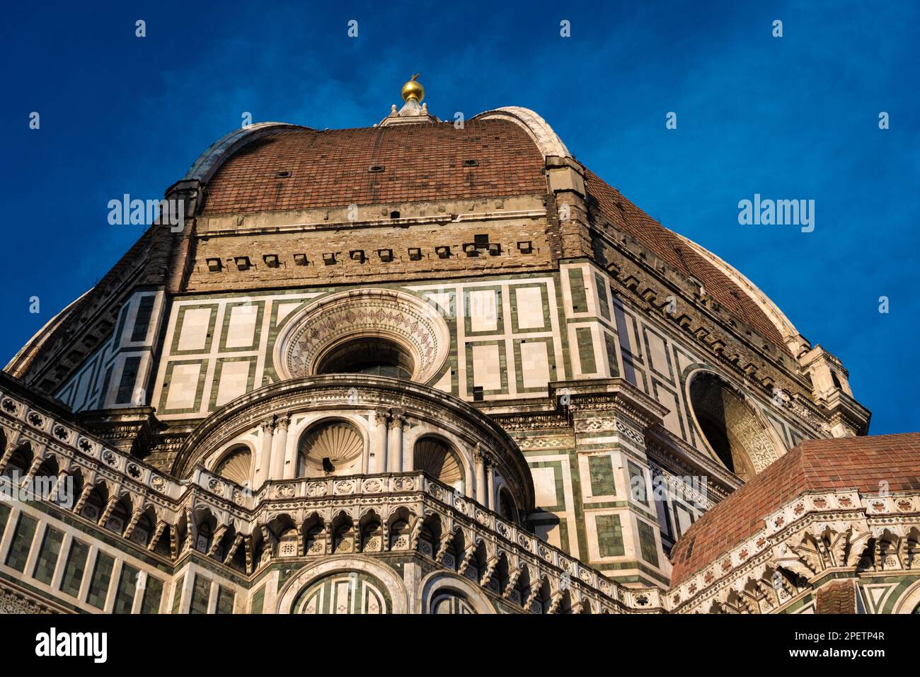 Duomo di Firenze con la famosa cupola del Brunelleschi, simbolo del ...