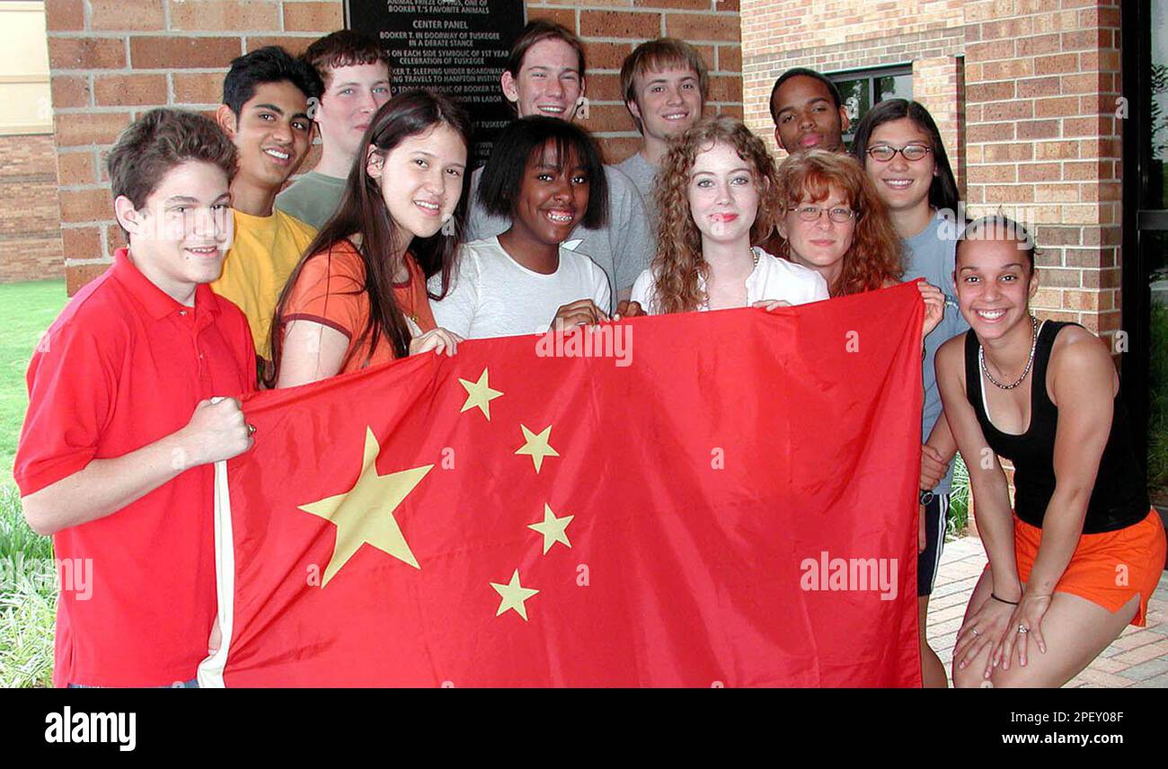 Booker T. Washington students and their teacher, Susie Tattershall ...