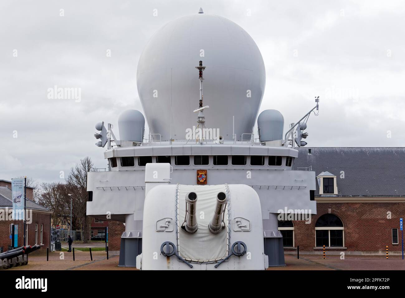 Radar per navi da guerra immagini e fotografie stock ad alta ...