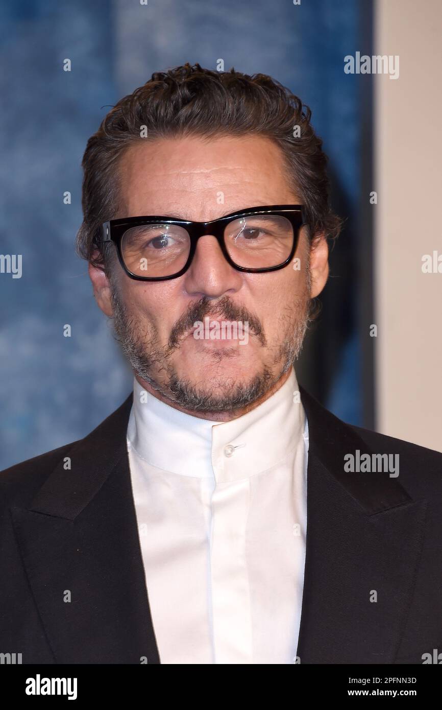 LOS ANGELES - MAR 12: Pedro Pascal al 2023° Vanity Fair Oscar Party al ...
