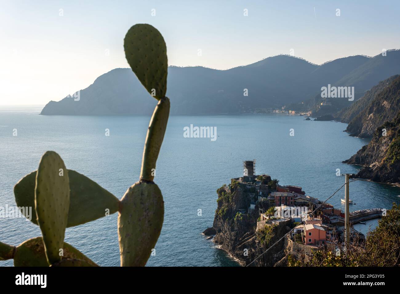 Alta via delle cinque terre immagini e fotografie stock ad alta ...