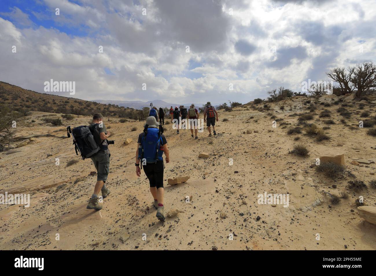 Camminatori wadi musa giordania immagini e fotografie stock ad alta ...