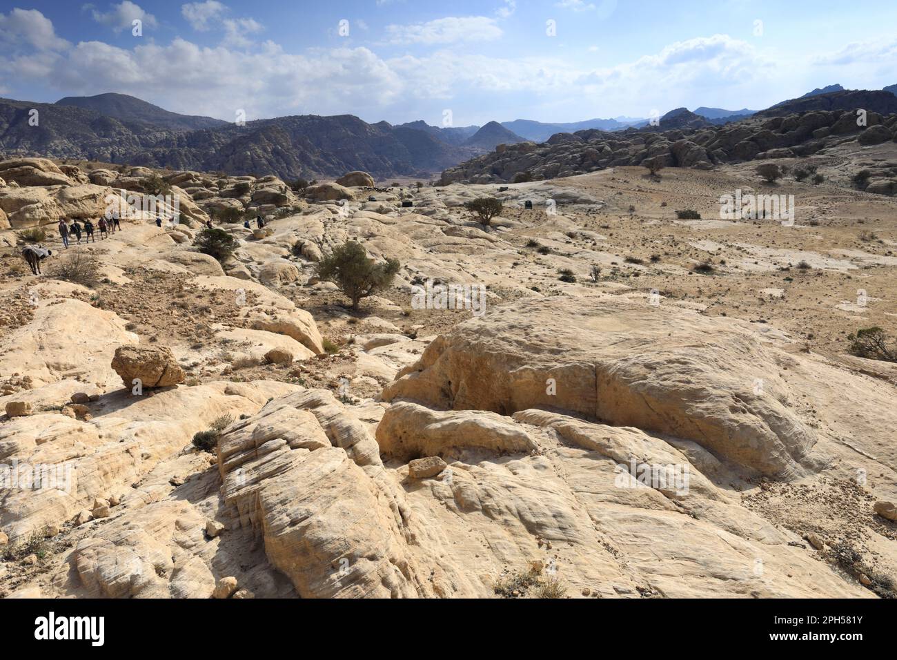 Camminatori wadi musa giordania immagini e fotografie stock ad alta ...